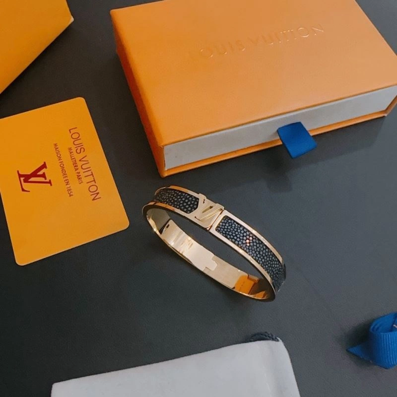 Discounted Louis Vuitton Bracelets