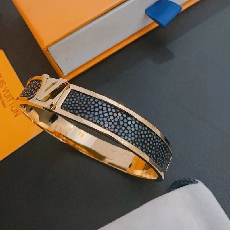 Discounted Louis Vuitton Bracelets