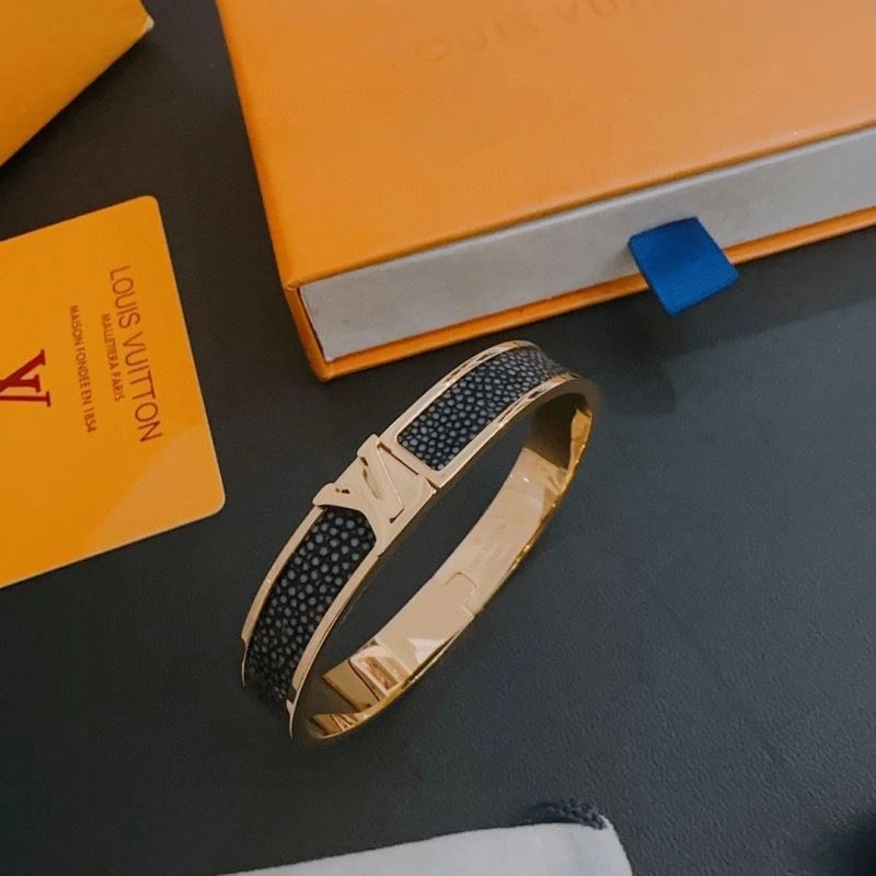Discounted Louis Vuitton Bracelets