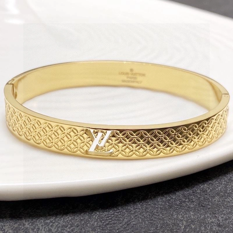 High accuracy Louis Vuitton Bracelets