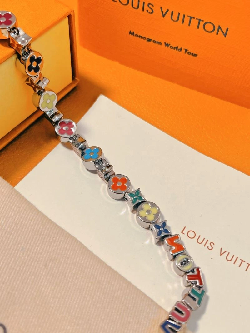 Top mirror Louis Vuitton Bracelets
