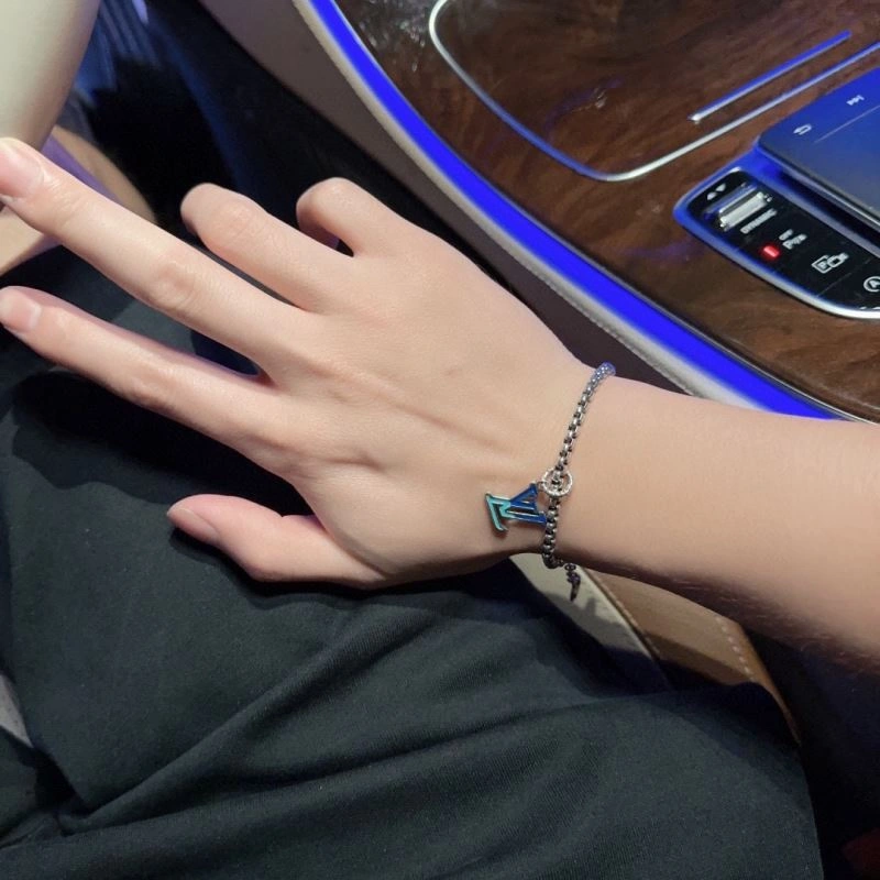 Precise copy Louis Vuitton Bracelets