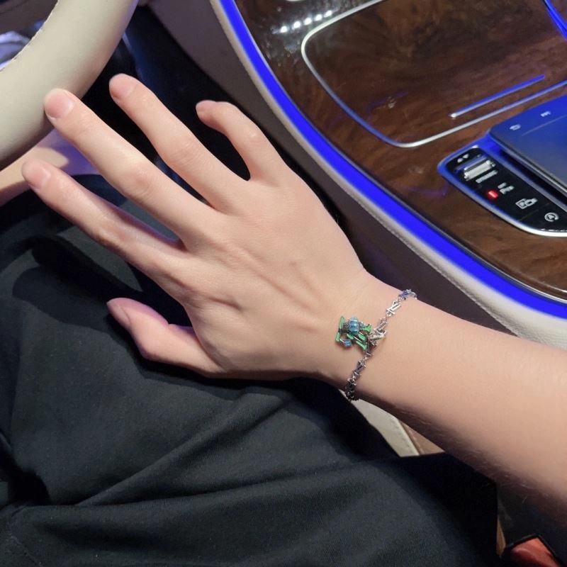 High fidelity Louis Vuitton Bracelets