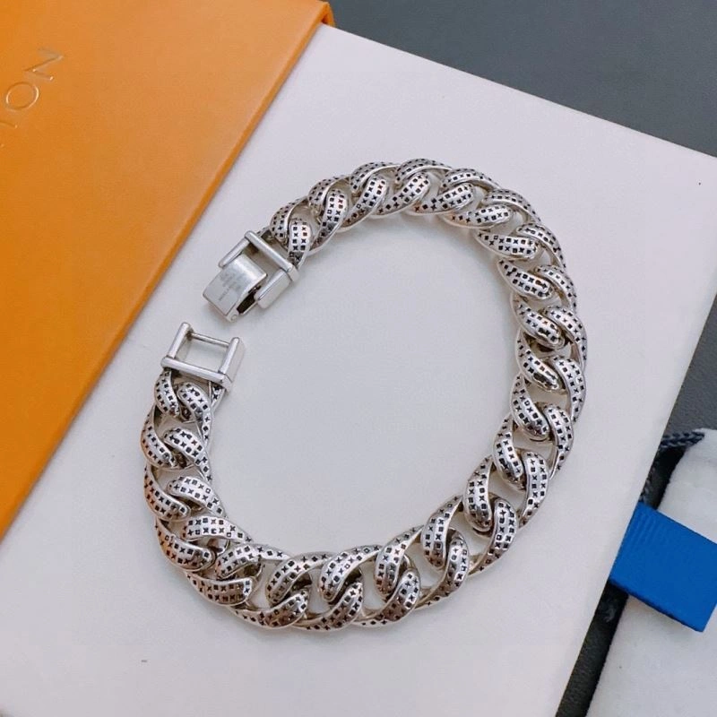 Top mirror Louis Vuitton Bracelets