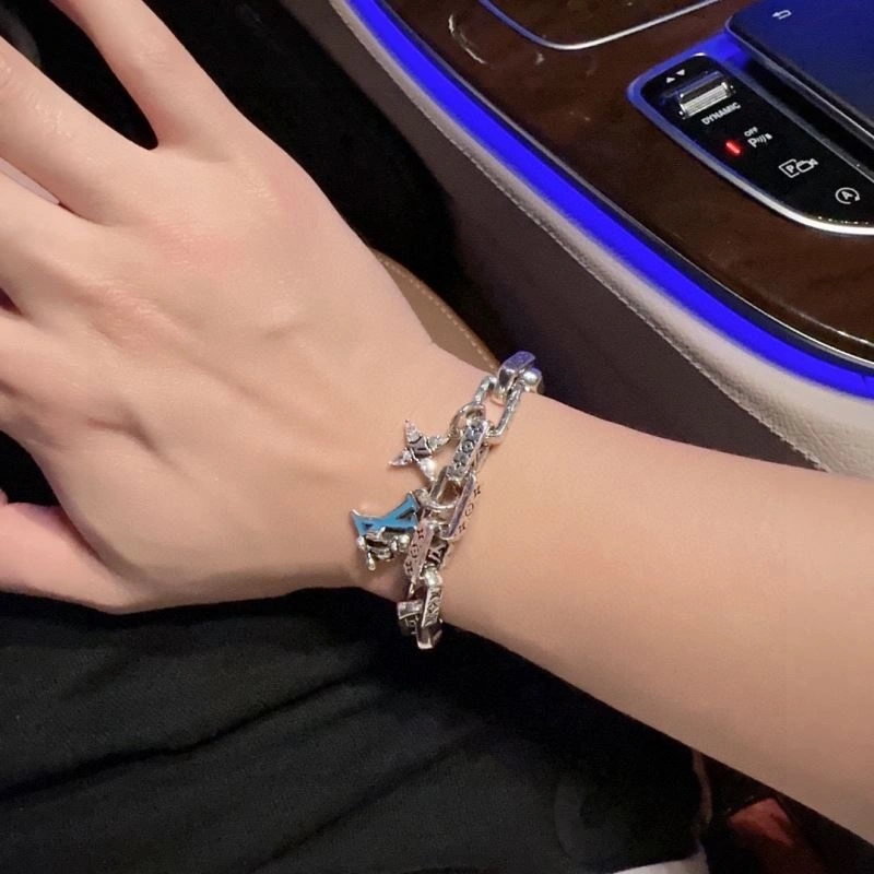Cut-rate Louis Vuitton Bracelets