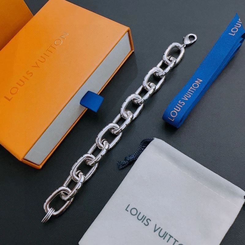 Accurate model Louis Vuitton Bracelets