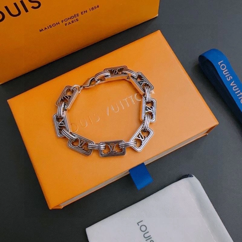 Accurate model Louis Vuitton Bracelets