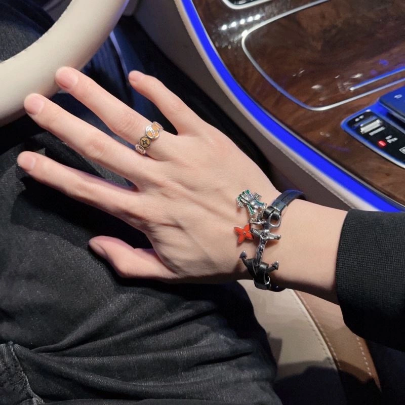 Exact replica Louis Vuitton Bracelets