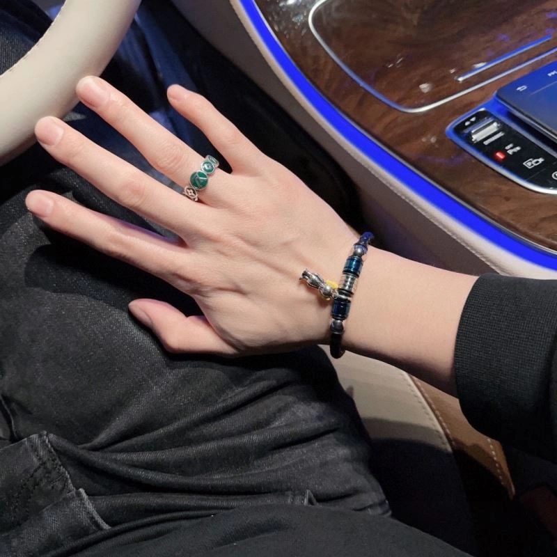 Mirror quality Louis Vuitton Bracelets