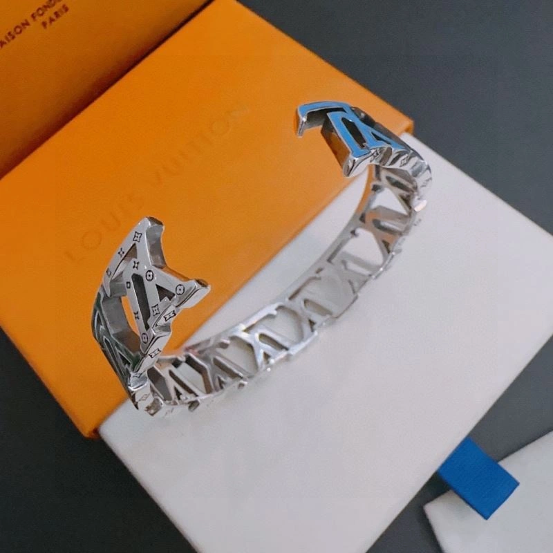 Bargain Louis Vuitton Bracelets