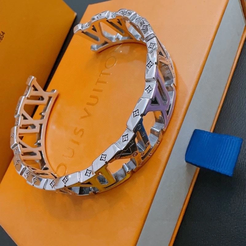 Bargain Louis Vuitton Bracelets