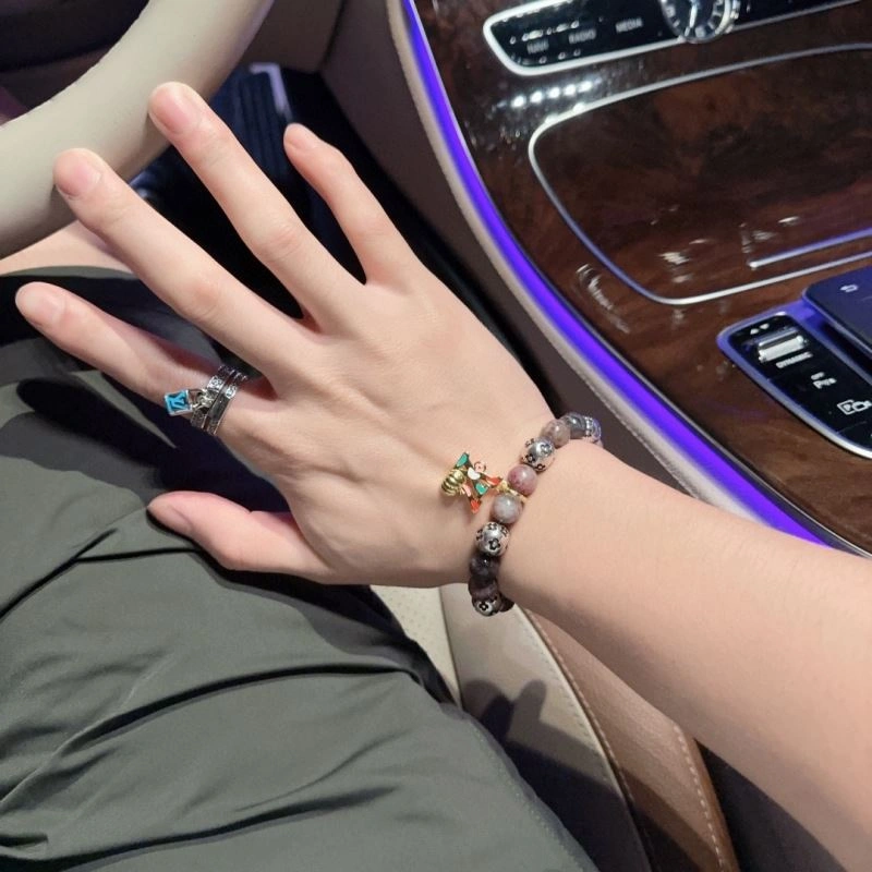 Accurate model Louis Vuitton Bracelets