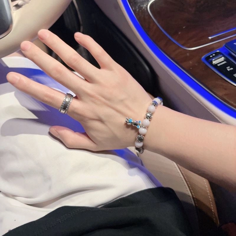 Inexpensive Louis Vuitton Bracelets