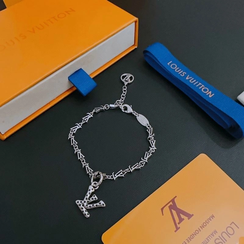Mirror quality Louis Vuitton Bracelets