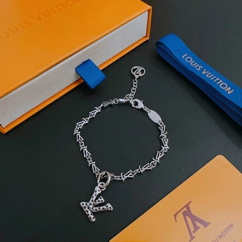 Mirror quality Louis Vuitton Bracelets