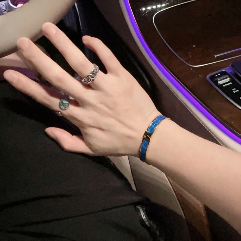 Legit Louis Vuitton Bracelets