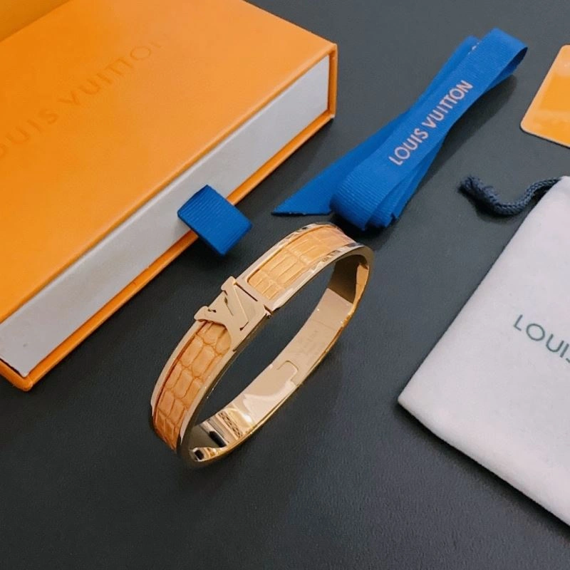 1:1 copy Louis Vuitton Bracelets