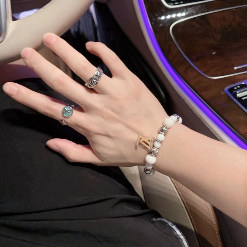 Inexpensive Louis Vuitton Bracelets