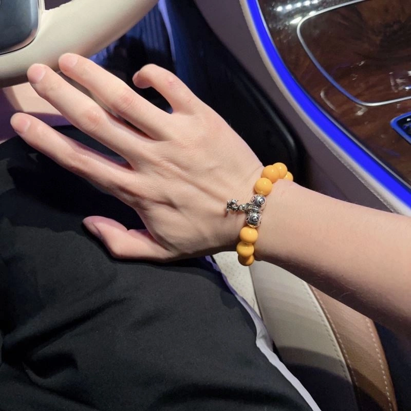 Low-cost Louis Vuitton Bracelets