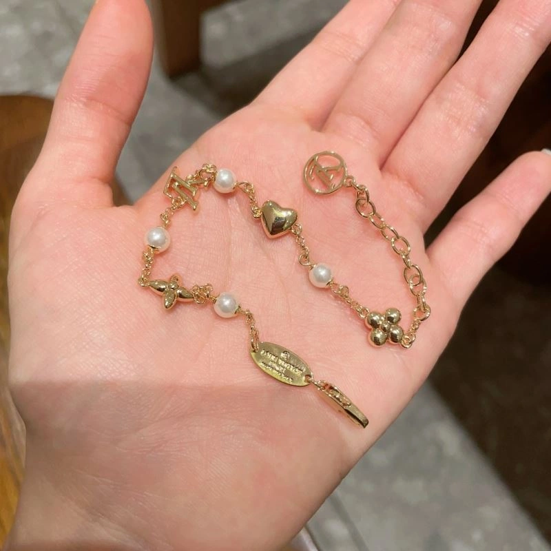 Accurate model Louis Vuitton Bracelets
