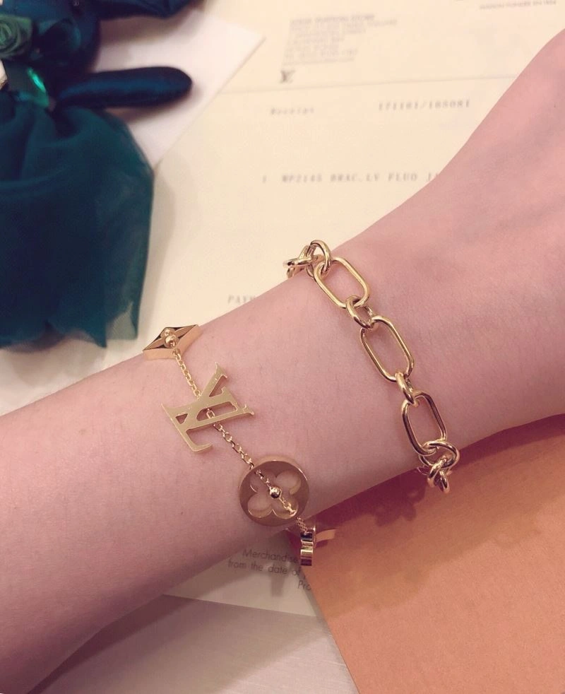 Accurate model Louis Vuitton Bracelets