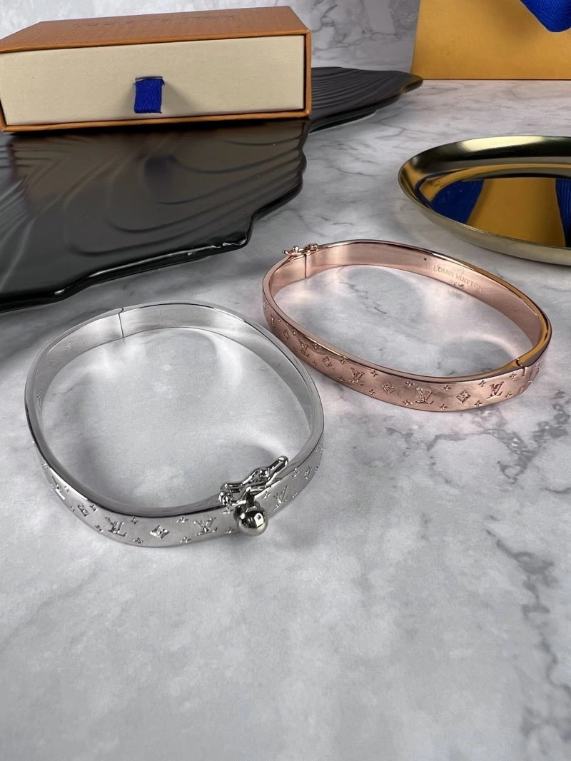 Exact replica Louis Vuitton Bracelets