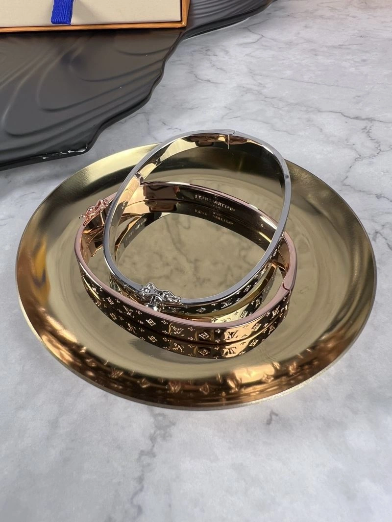 Exact replica Louis Vuitton Bracelets