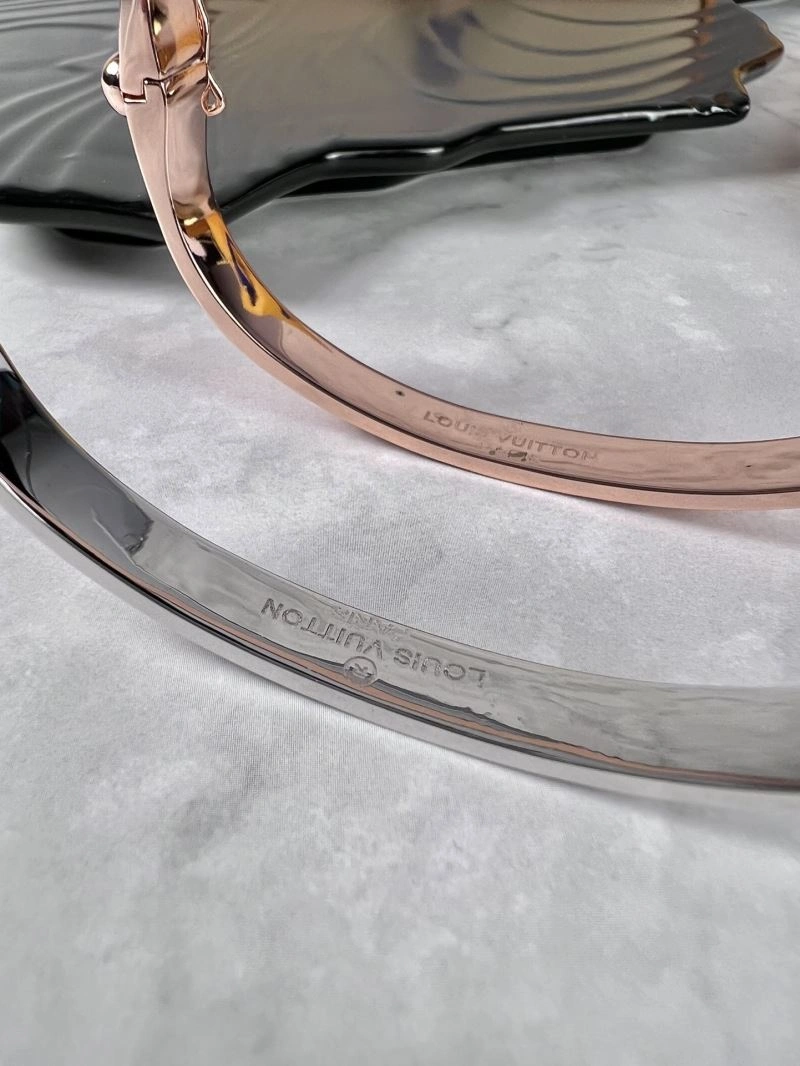 Exact replica Louis Vuitton Bracelets