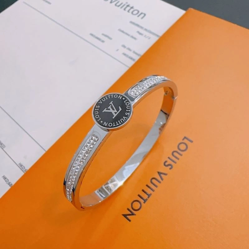 Low-cost Louis Vuitton Bracelets