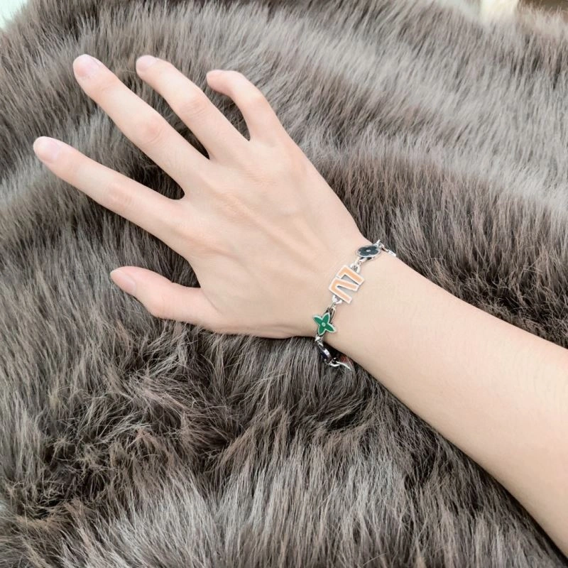 Bargain Louis Vuitton Bracelets