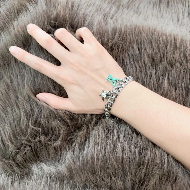 Mirror quality Louis Vuitton Bracelets