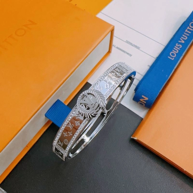 Factory-made Louis Vuitton Bracelets