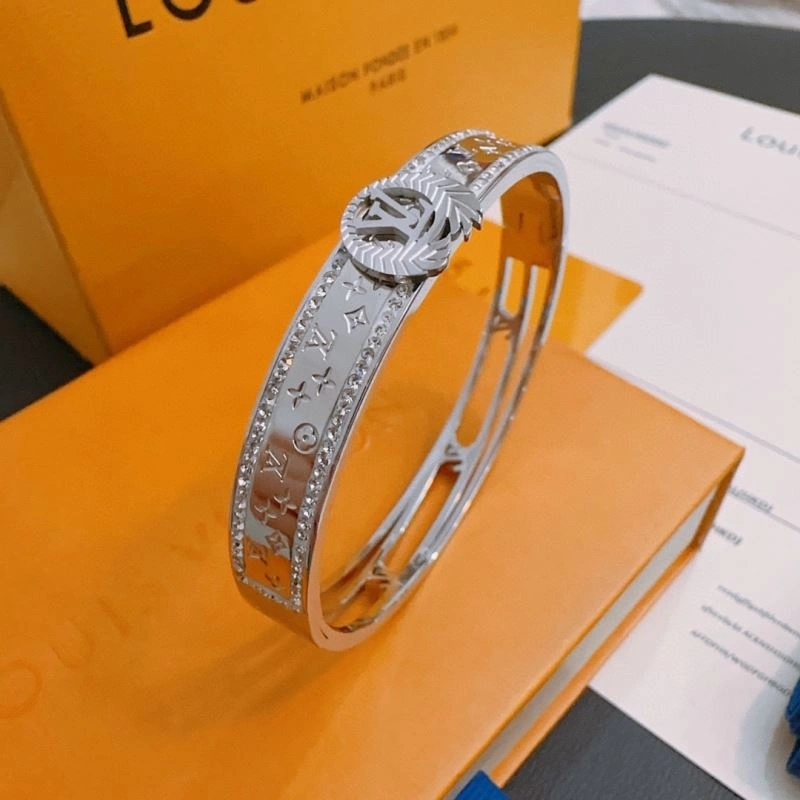 Factory-made Louis Vuitton Bracelets