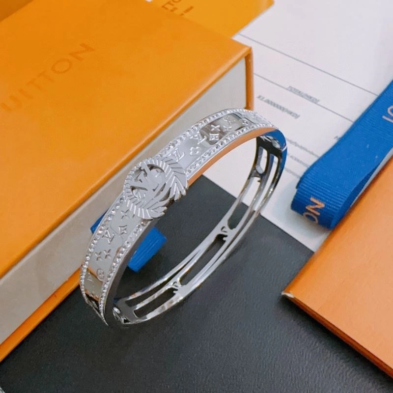 Factory-made Louis Vuitton Bracelets