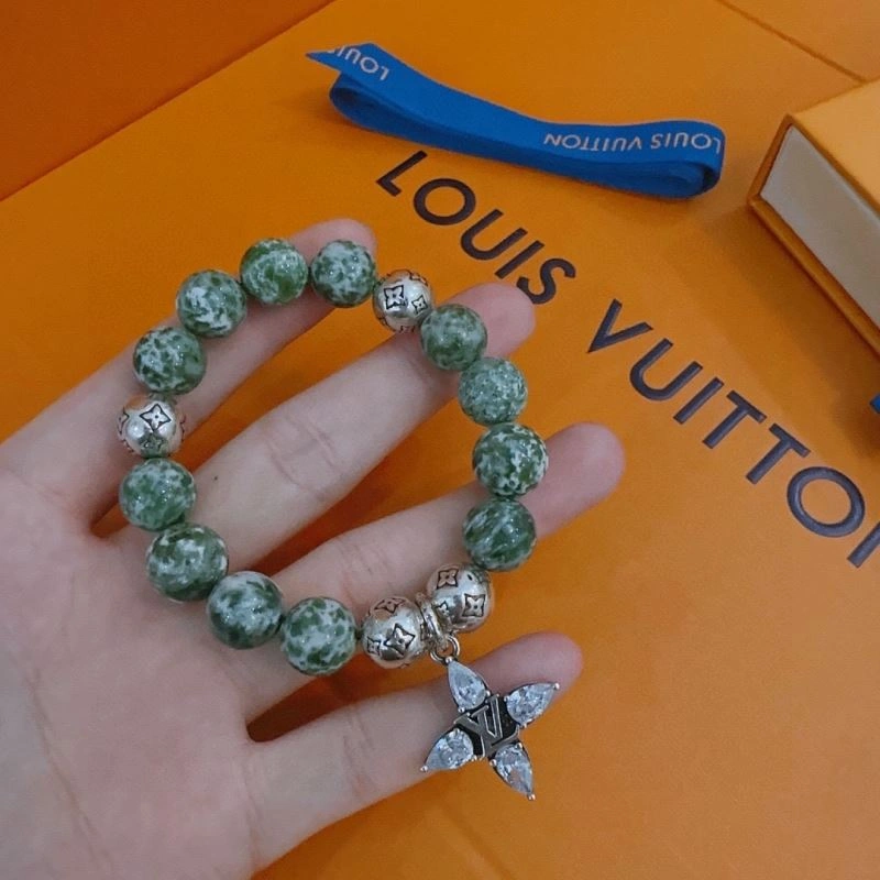 Top mirror Louis Vuitton Bracelets