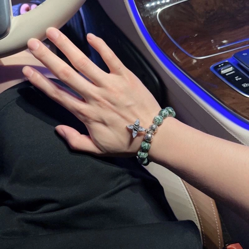 Top mirror Louis Vuitton Bracelets