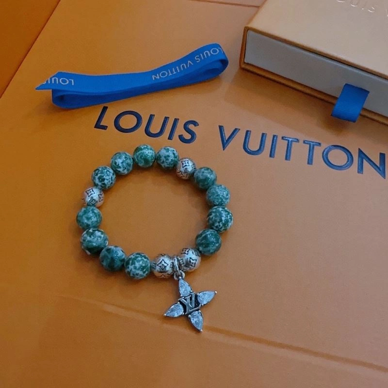 Top mirror Louis Vuitton Bracelets