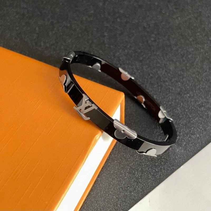 Factory-made Louis Vuitton Bracelets