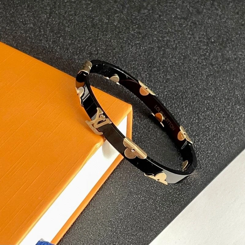 Economical Louis Vuitton Bracelets