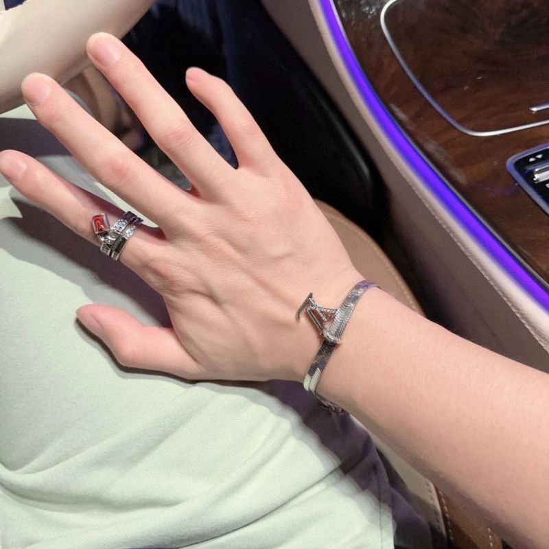 Discounted Louis Vuitton Bracelets