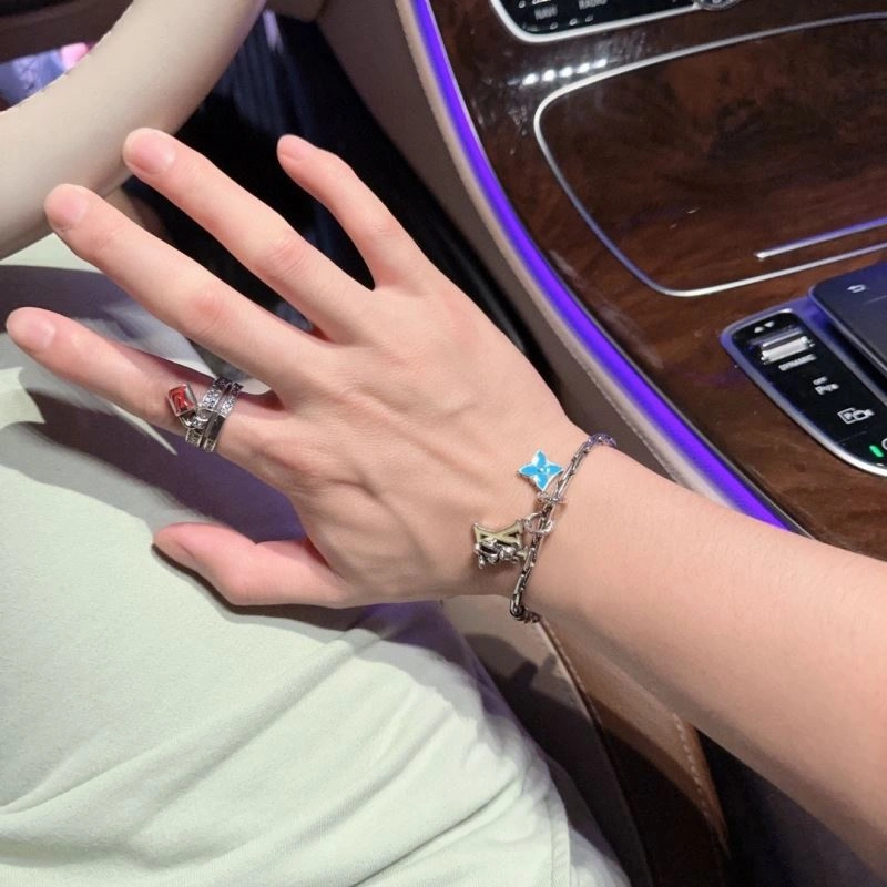 Top match Louis Vuitton Bracelets