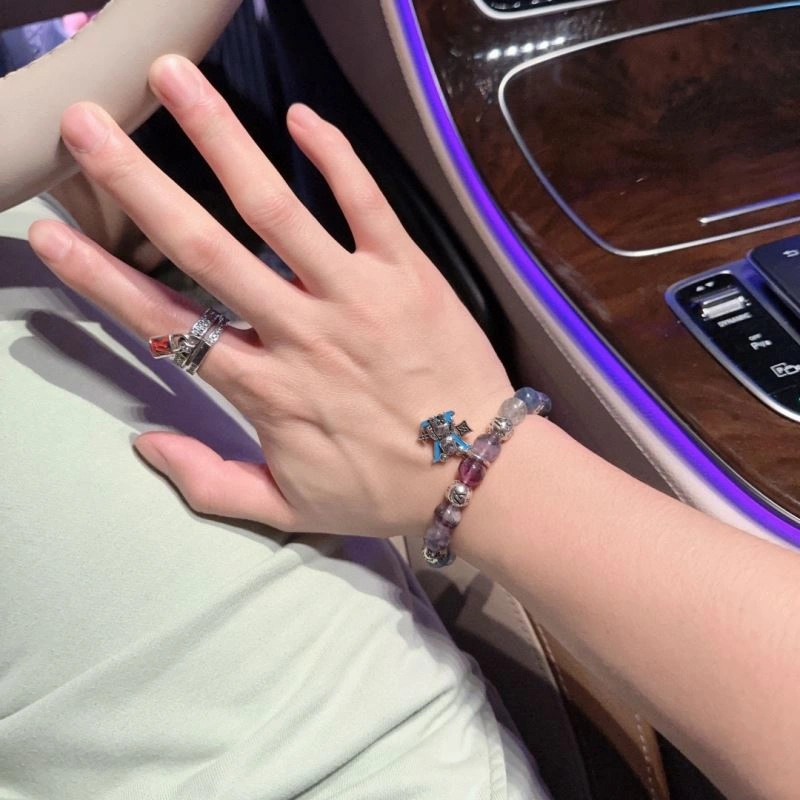 Top mirror Louis Vuitton Bracelets