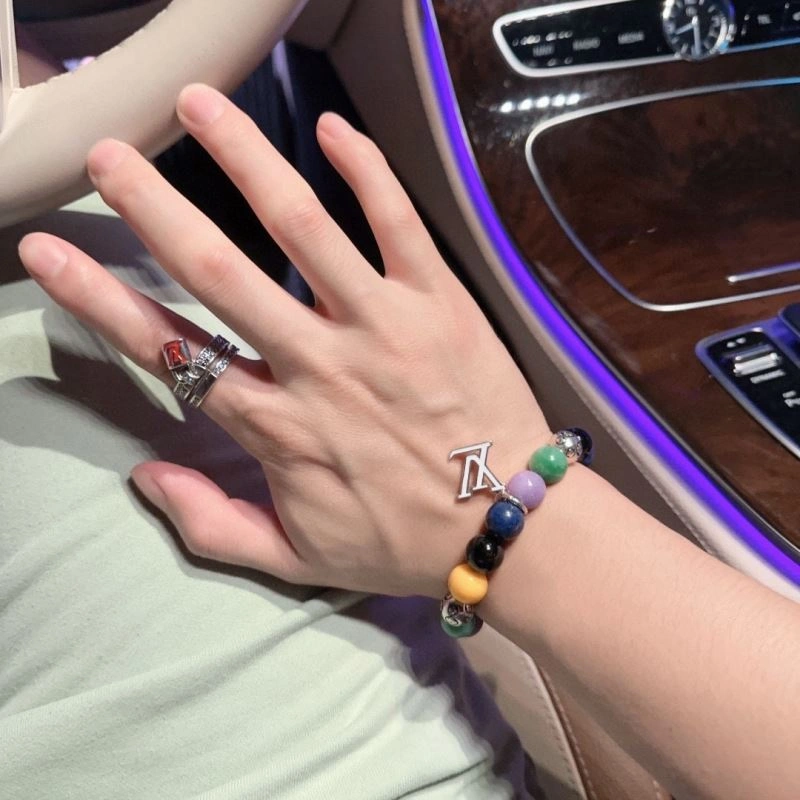 1:1 copy Louis Vuitton Bracelets