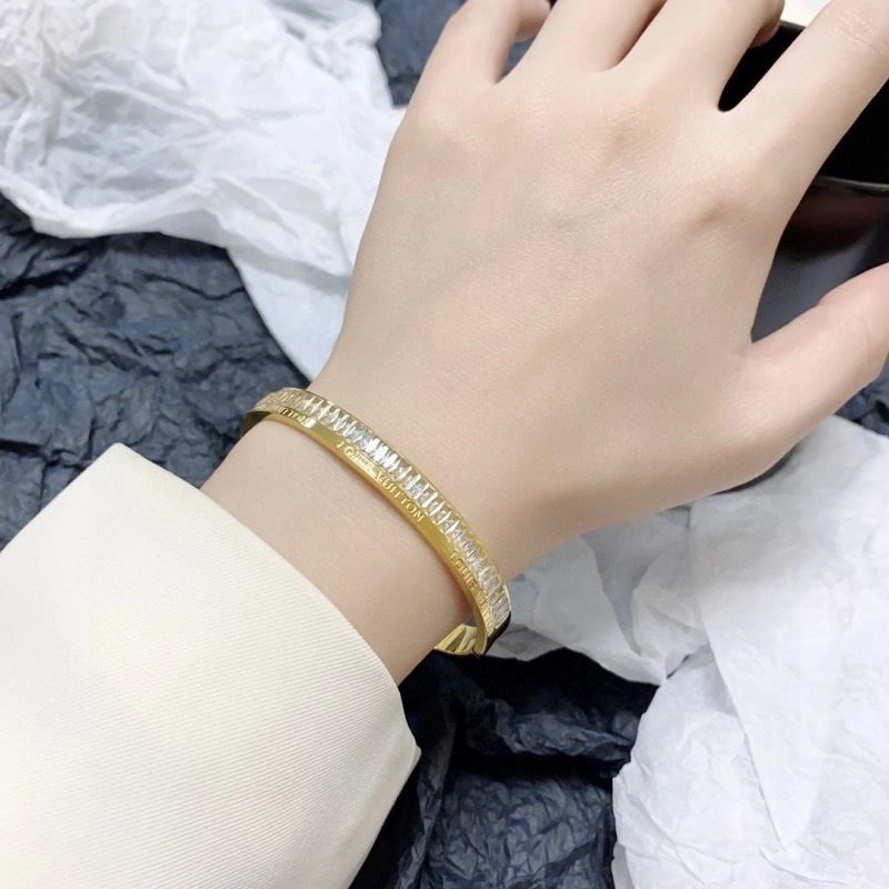 Cut-rate Louis Vuitton Bracelets