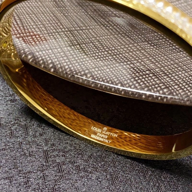 Cut-rate Louis Vuitton Bracelets