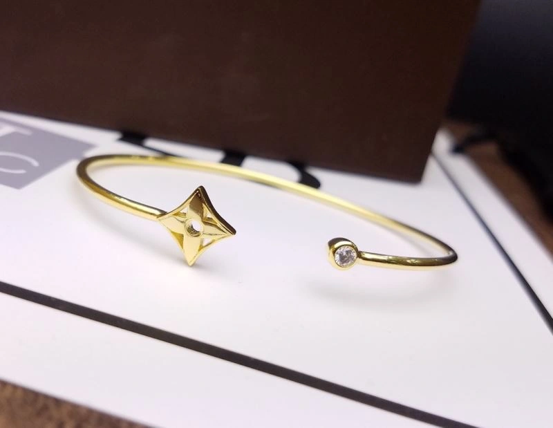 Bargain Louis Vuitton Bracelets