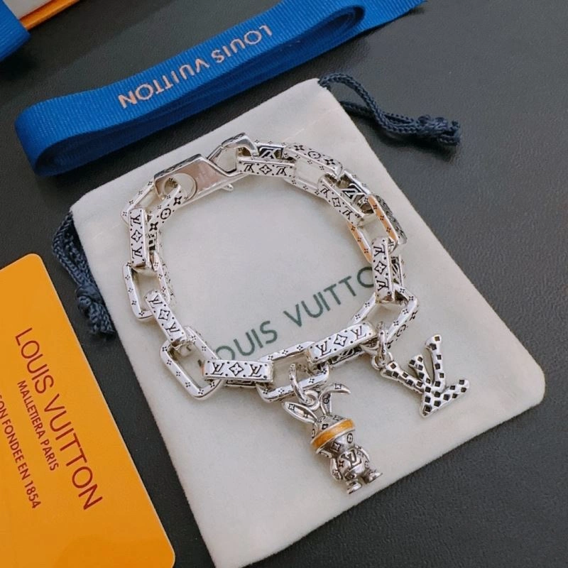Top match Louis Vuitton Bracelets