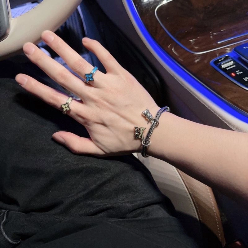 Brand-authenticated Louis Vuitton Bracelets