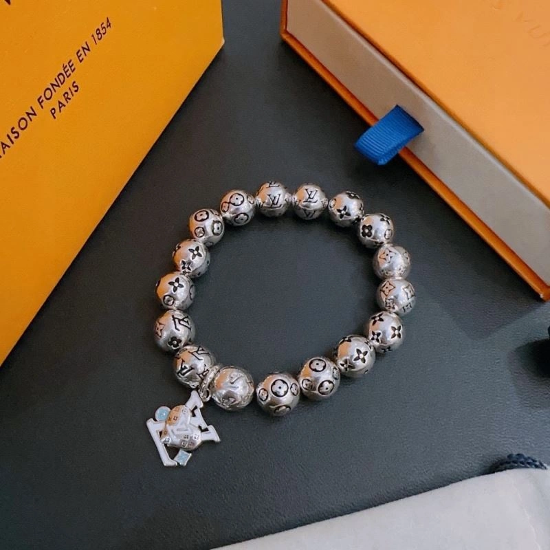 Low-cost Louis Vuitton Bracelets