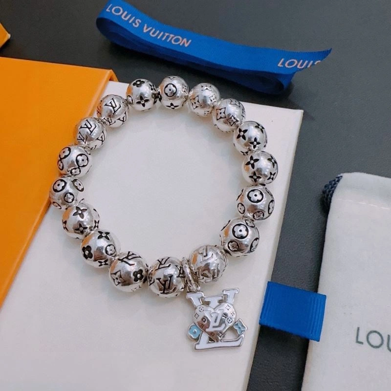 Low-cost Louis Vuitton Bracelets